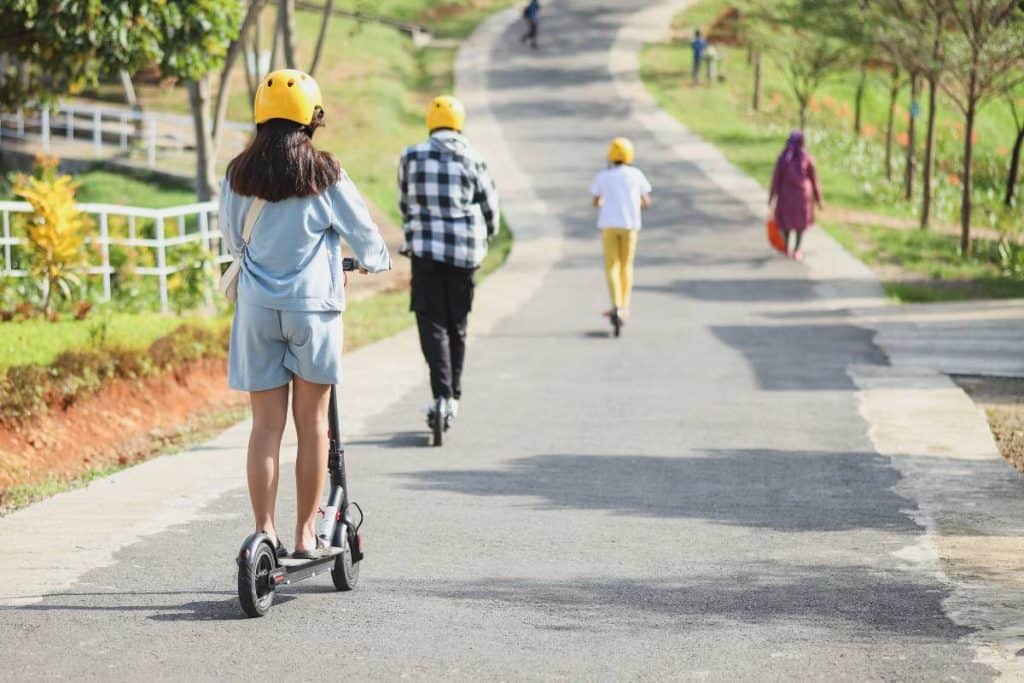 What Is E-Scooter Racing And Eskootr Championship - Electrik Living